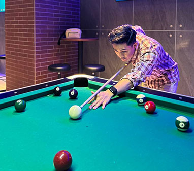 Pool Table – IOI Sports